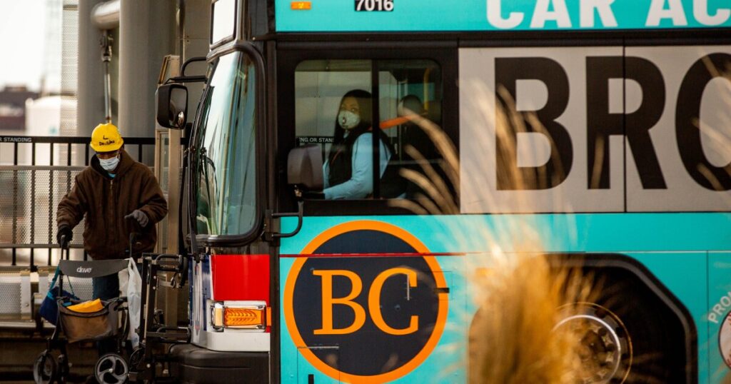 Metro OK’s new contract for bus drivers, train operators – StLouis.city