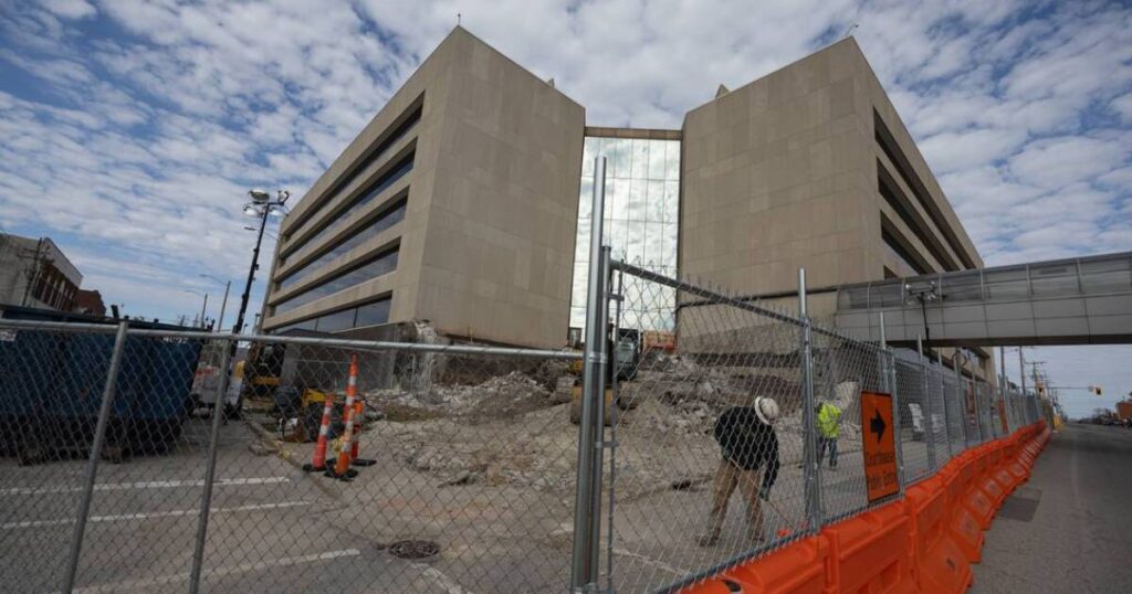 St. Clair County Courthouse renovation will cause road closures ...